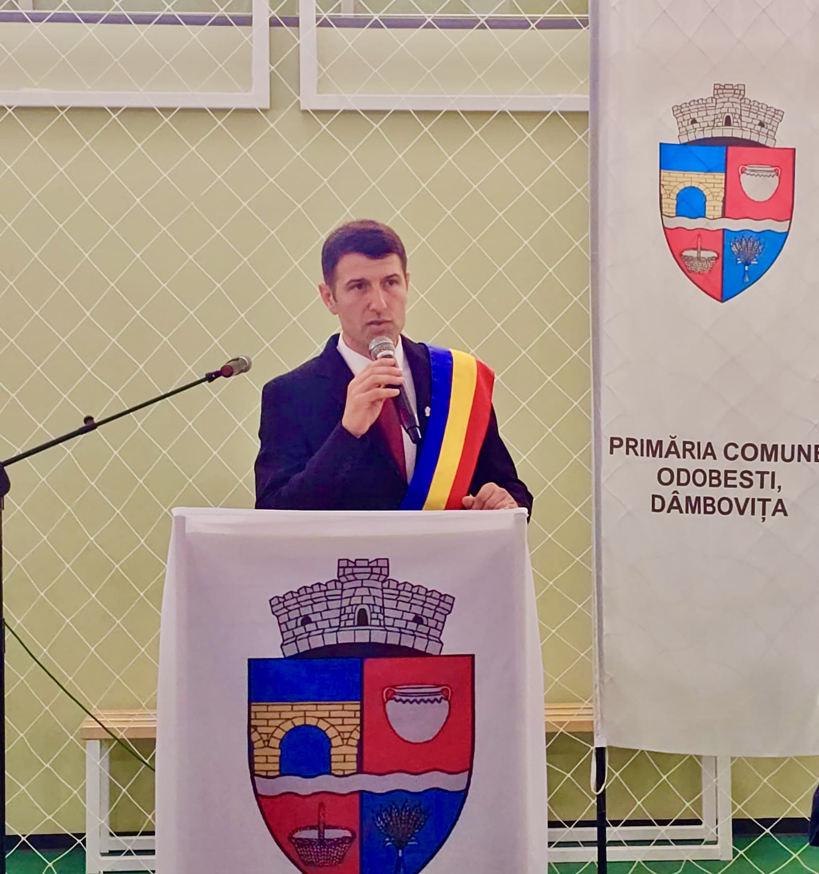 Radu Ilie, noul primar al comunei Odobești, a depus jurământul. A fost ...